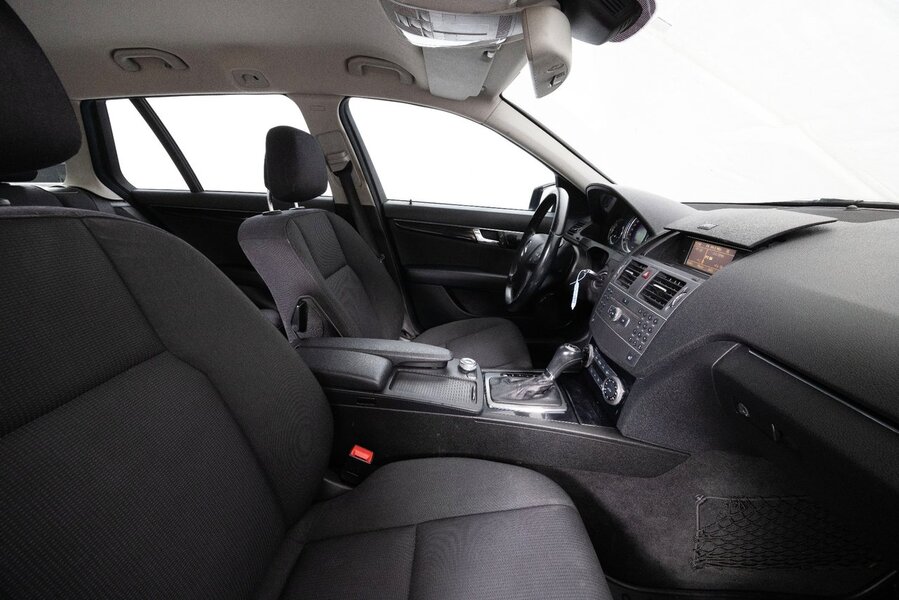 Mercedes Benz C 180 Cgi Blueefficiency 2011
